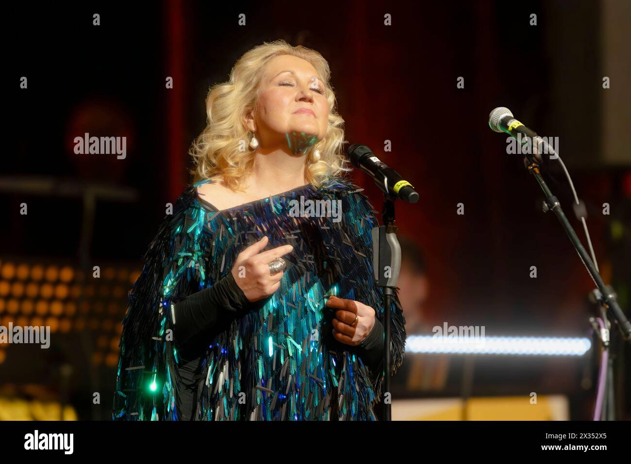 Auftritt von Sängerin Simone Kermes live bei den Jazztagen Dresden ...