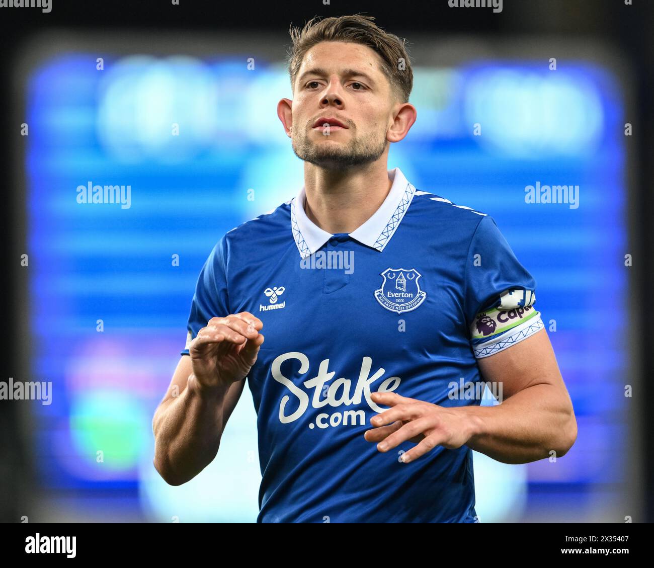 James tarkowski everton vs liverpool hi-res stock photography and ...