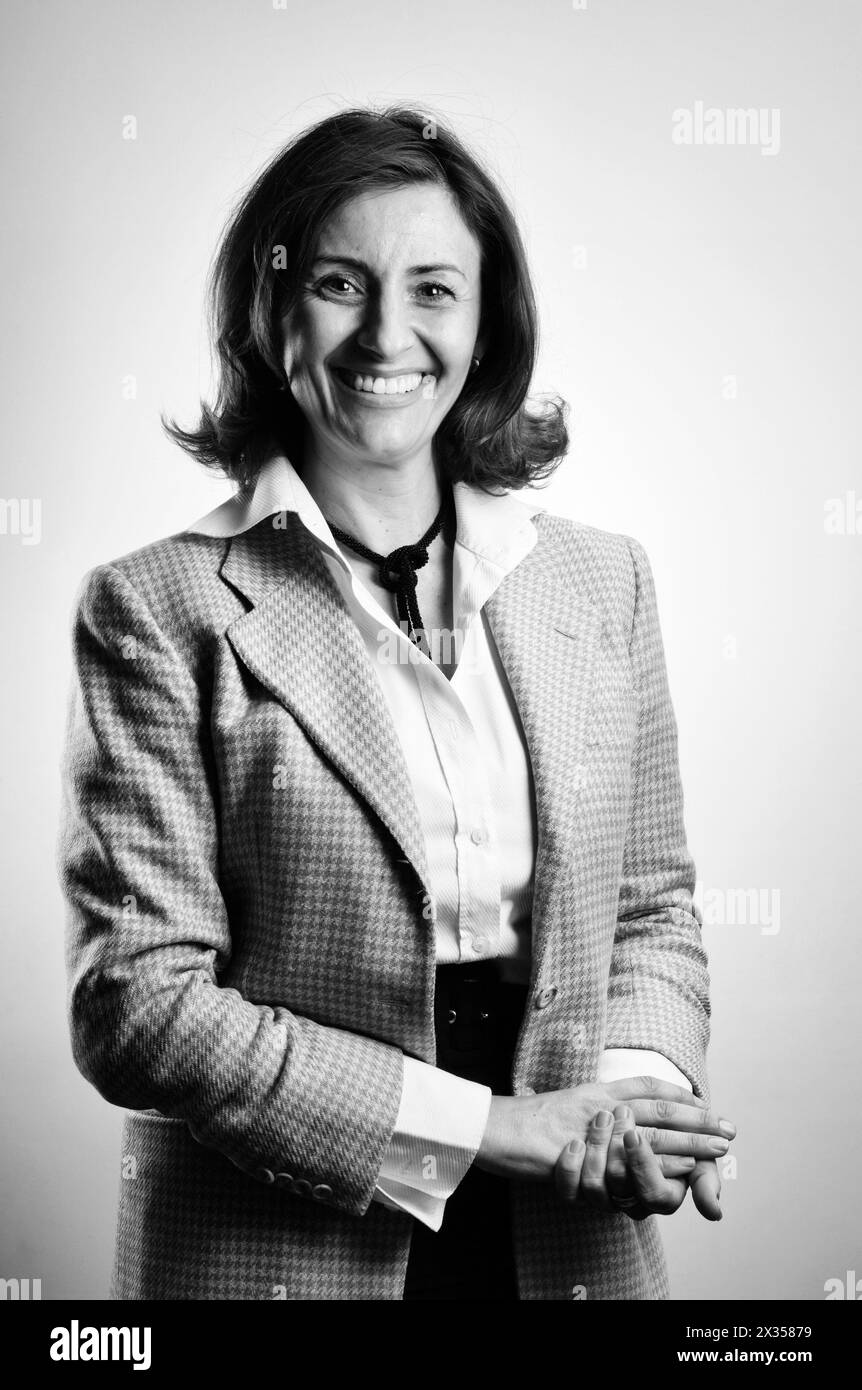 Portrait mature italian lady natural hi-res stock photography and ...