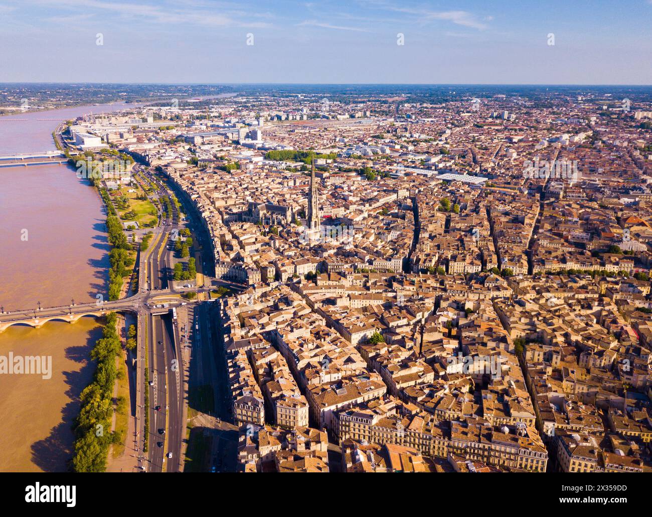Bordeaux port aerial hi-res stock photography and images - Alamy