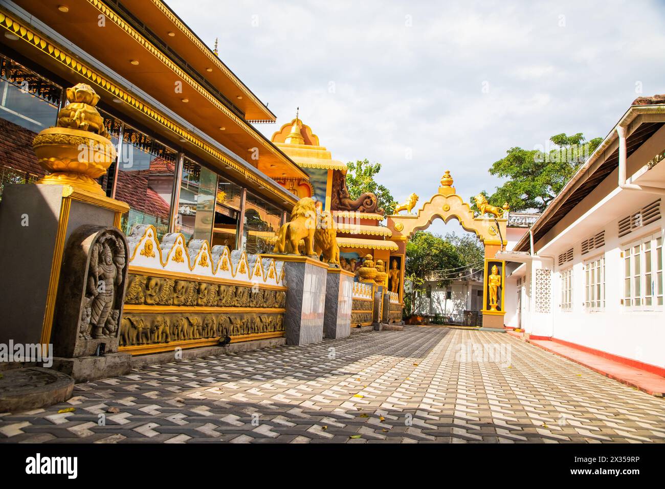 Aluthgama, Sri Lanka 07. 02. 2023 Statue in Kande Viharaya Temple in ...
