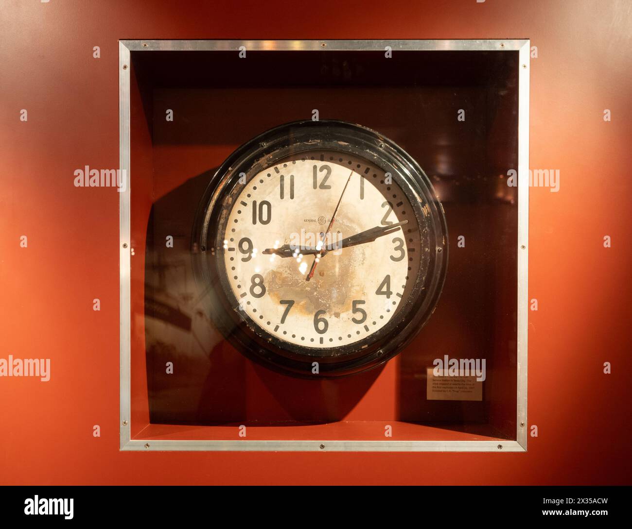 Wall clock stopped at the time of the first TNT explosion at the docks ...