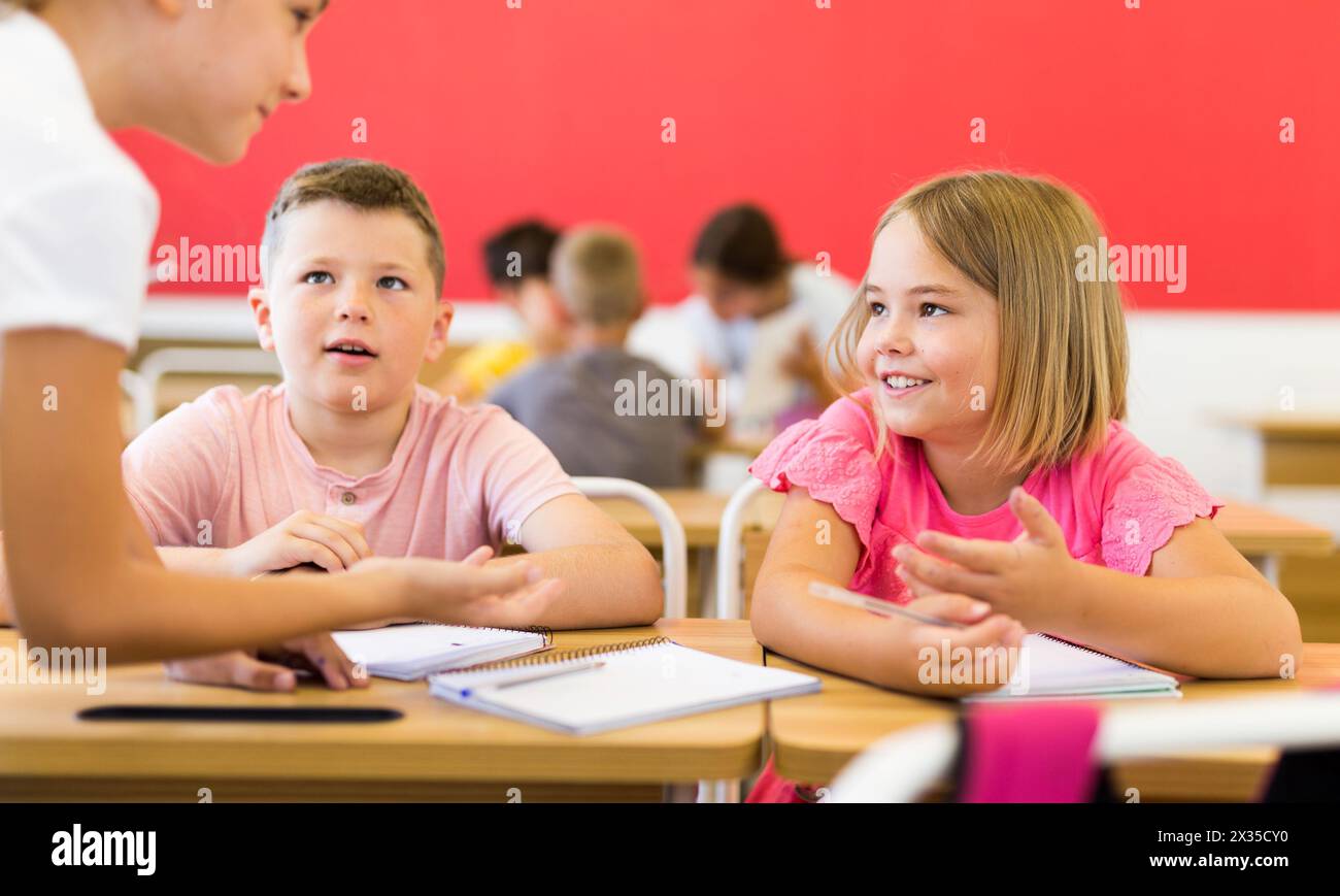 Group tasks hi-res stock photography and images - Alamy