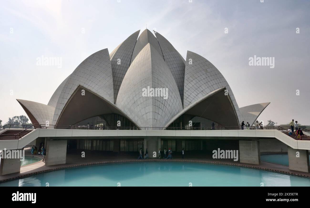 India. Delhi, Lotus Temple (Baha'l Temple Stock Photo - Alamy