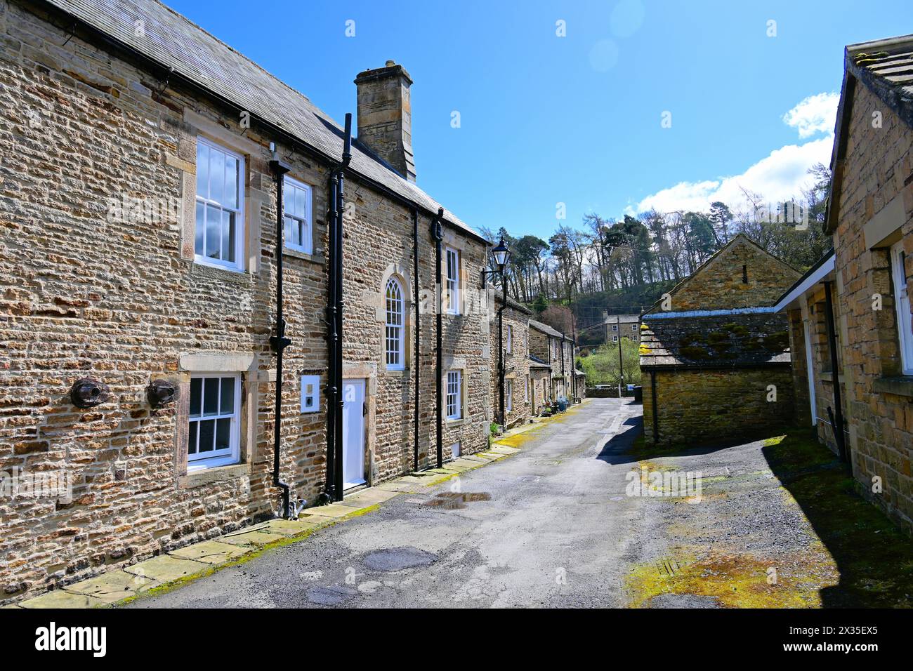 Crewe street houses hi-res stock photography and images - Alamy