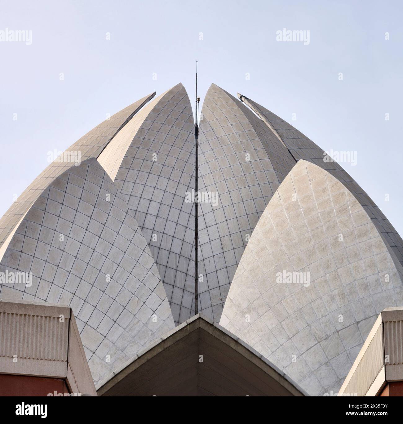 India. Delhi, Lotus Temple (Baha'l Temple Stock Photo - Alamy