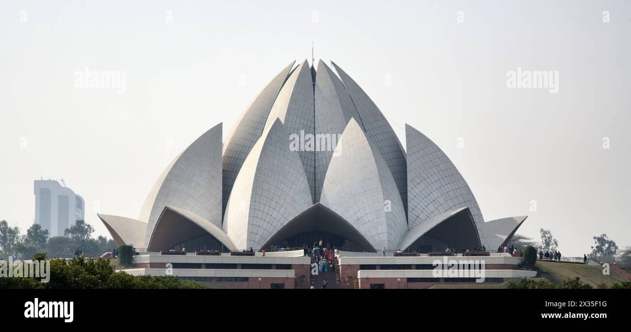India. Delhi, Lotus Temple (Baha'l Temple Stock Photo - Alamy