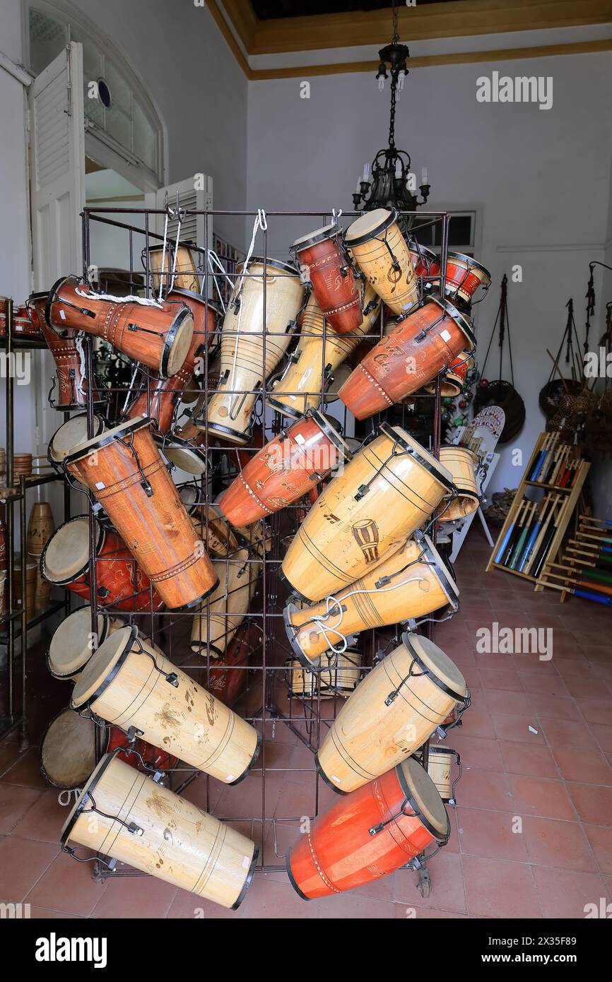 Bata drum hi-res stock photography and images - Alamy