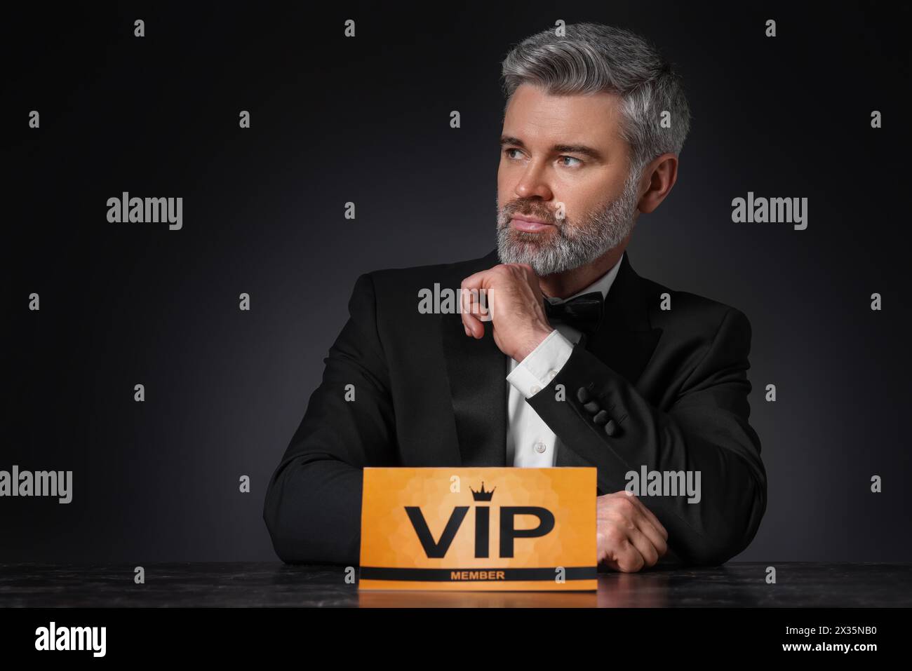 Vip gold text on black hi-res stock photography and images - Alamy