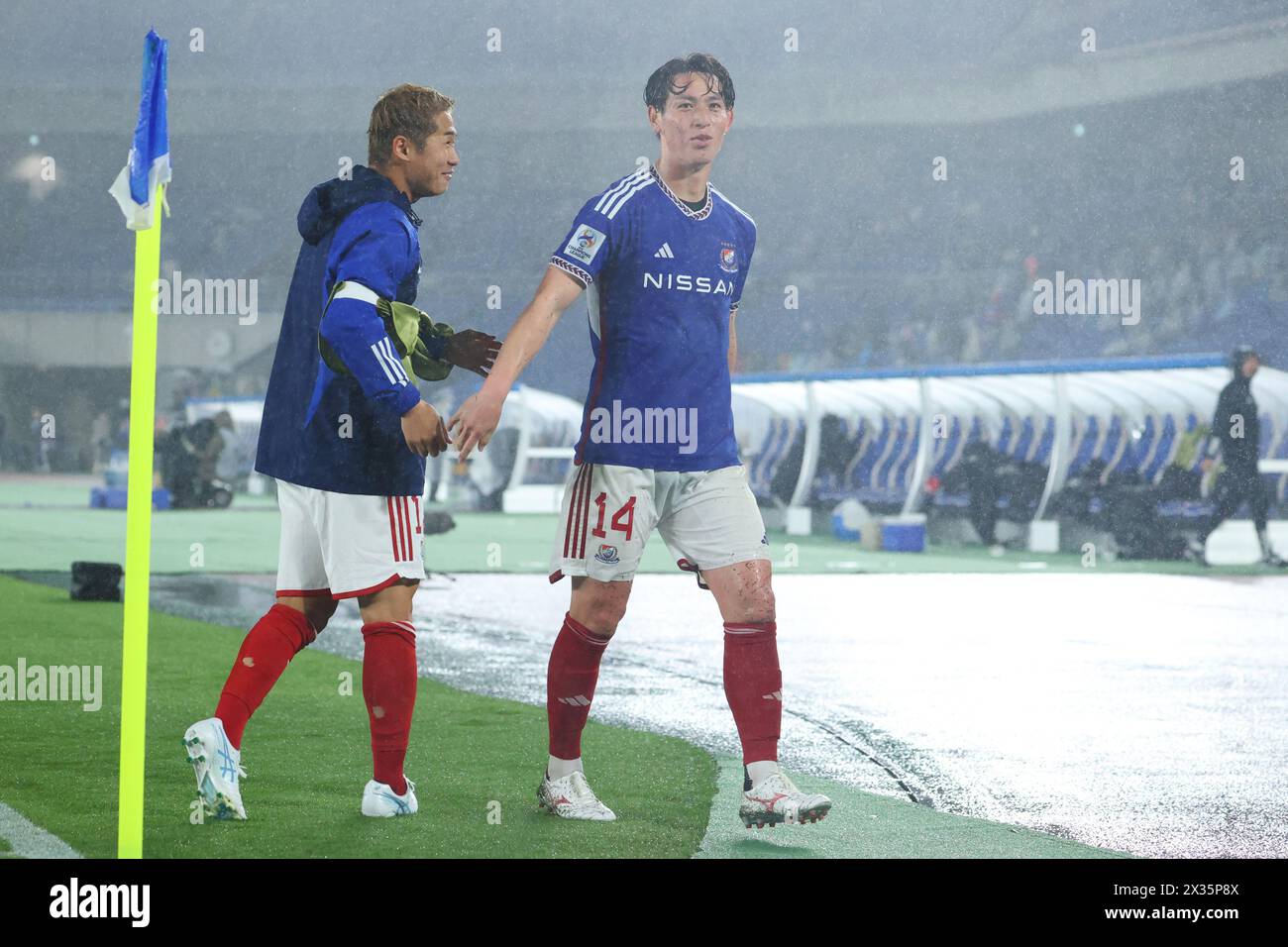 Kanagawa, Japan. 24th Apr, 2024. Asahi Uenaka (F. Marinos) Football ...