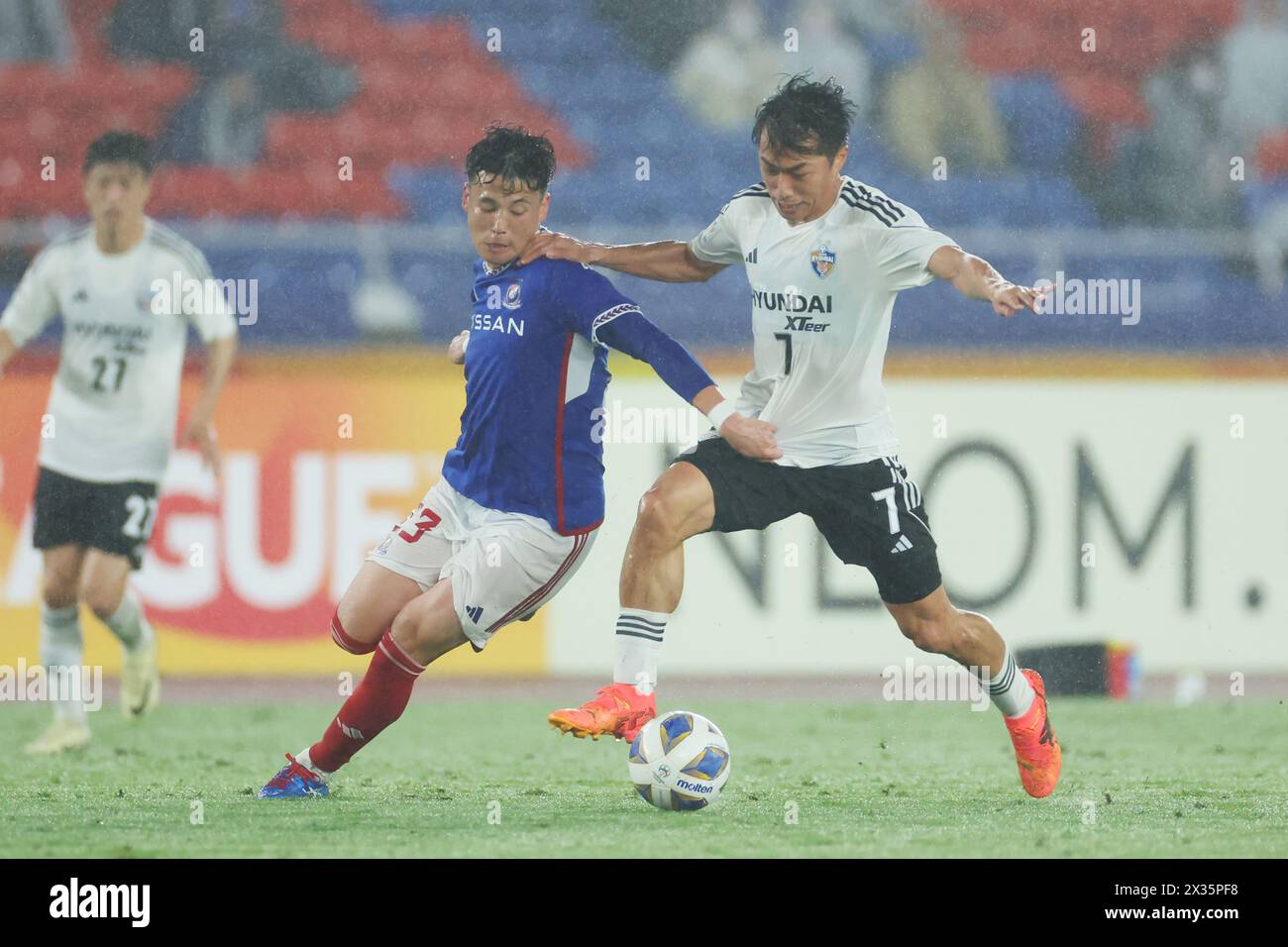 Kanagawa, Japan. 24th Apr, 2024. (L to R) Ryo Miyaichi (F. Marinos), Ko ...