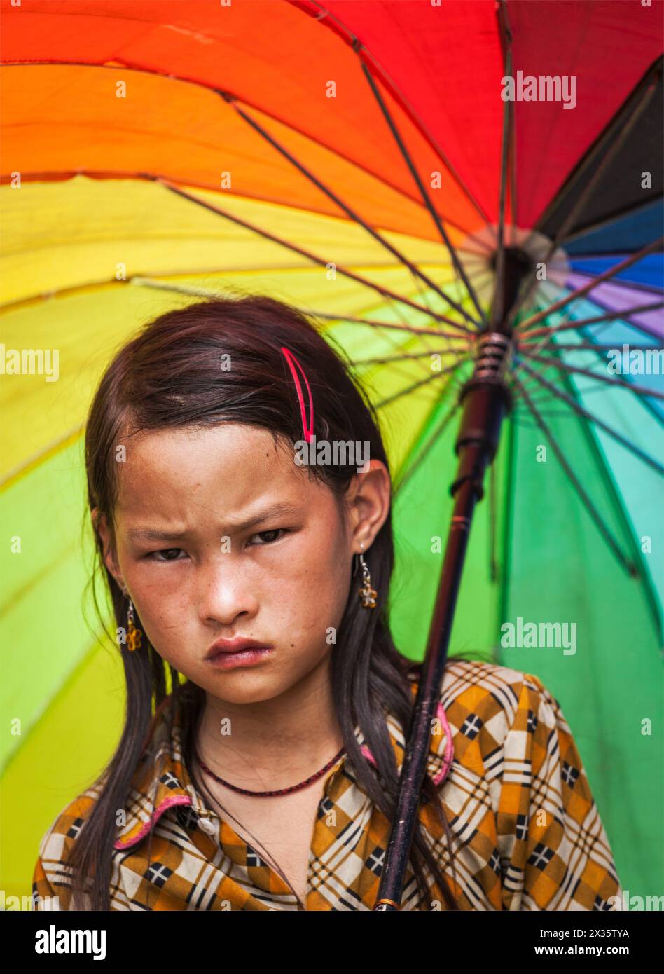 Unidentified vietnamese girl in Ta Van village, Vietnam Stock Photo - Alamy