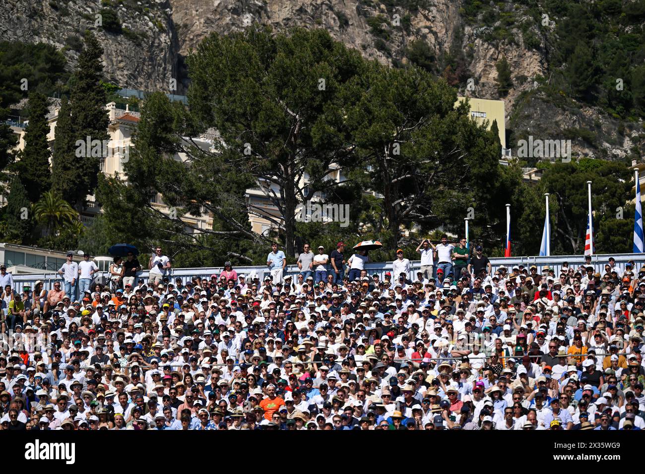 Monaco monte carlo crowd hi-res stock photography and images - Alamy