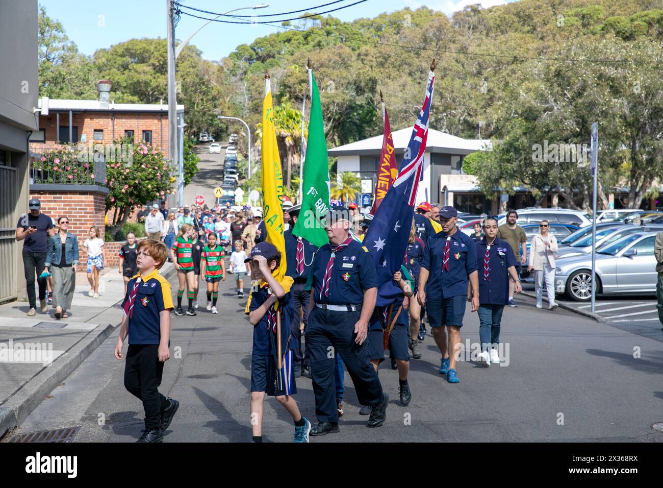 Community anzac march hi-res stock photography and images - Alamy