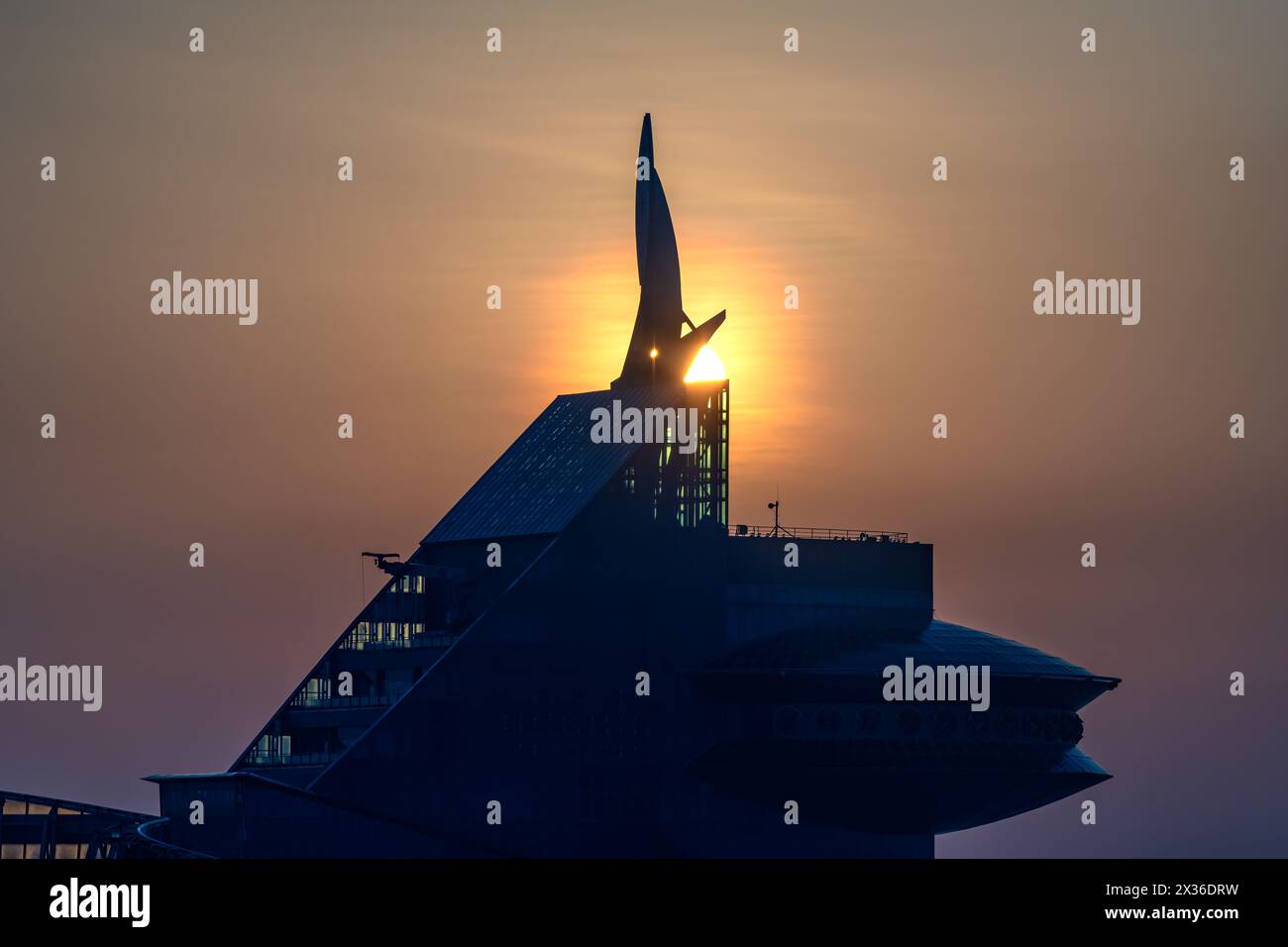 World Trade Center Doha early morning. Doha Building Stock Photo - Alamy