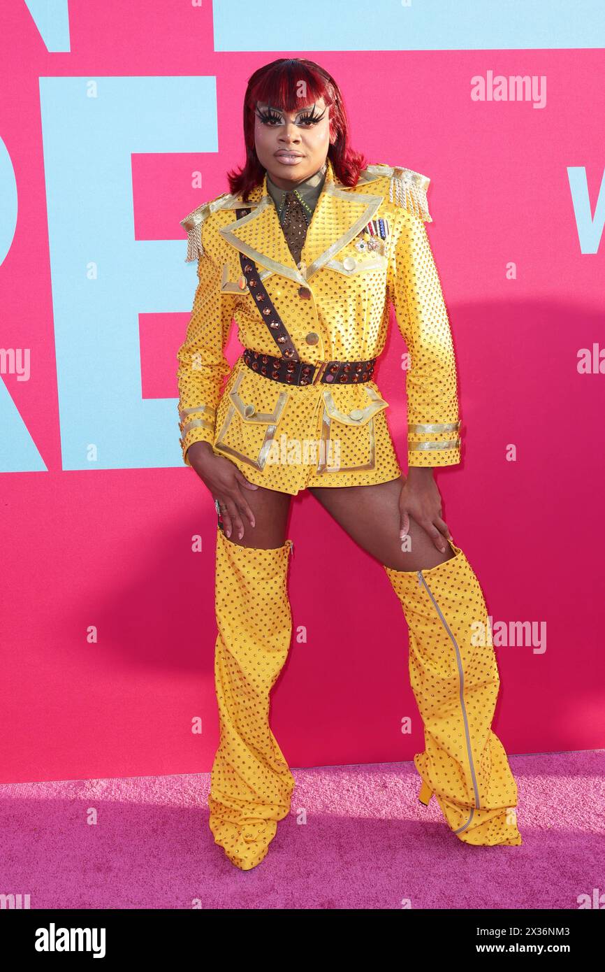 Los Angeles, USA. 24th Apr, 2024. Heidi N Closet attends the HBO's 'We ...