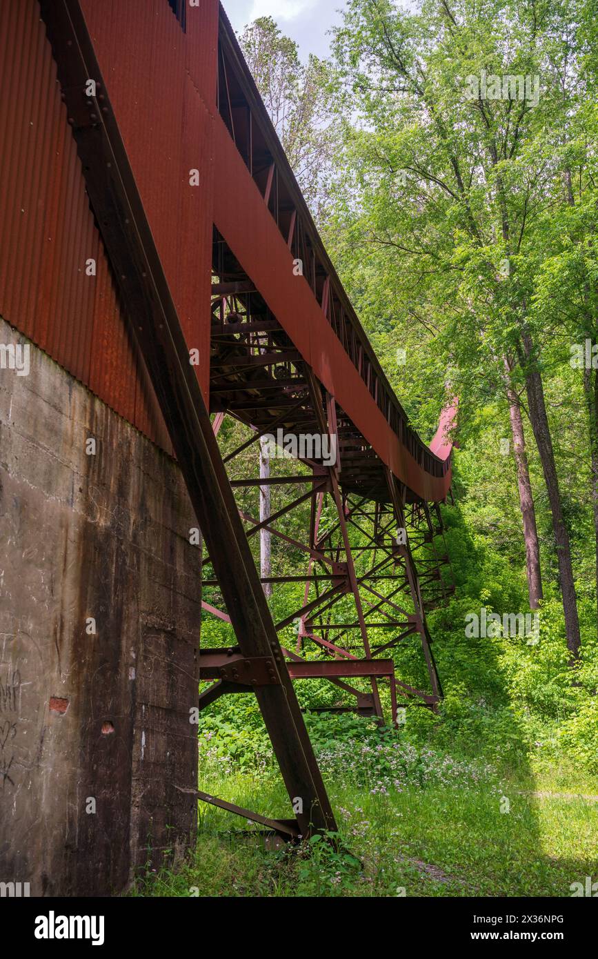The Nuttallburg Coal Conveyor and Tipple at the New River Gorge ...