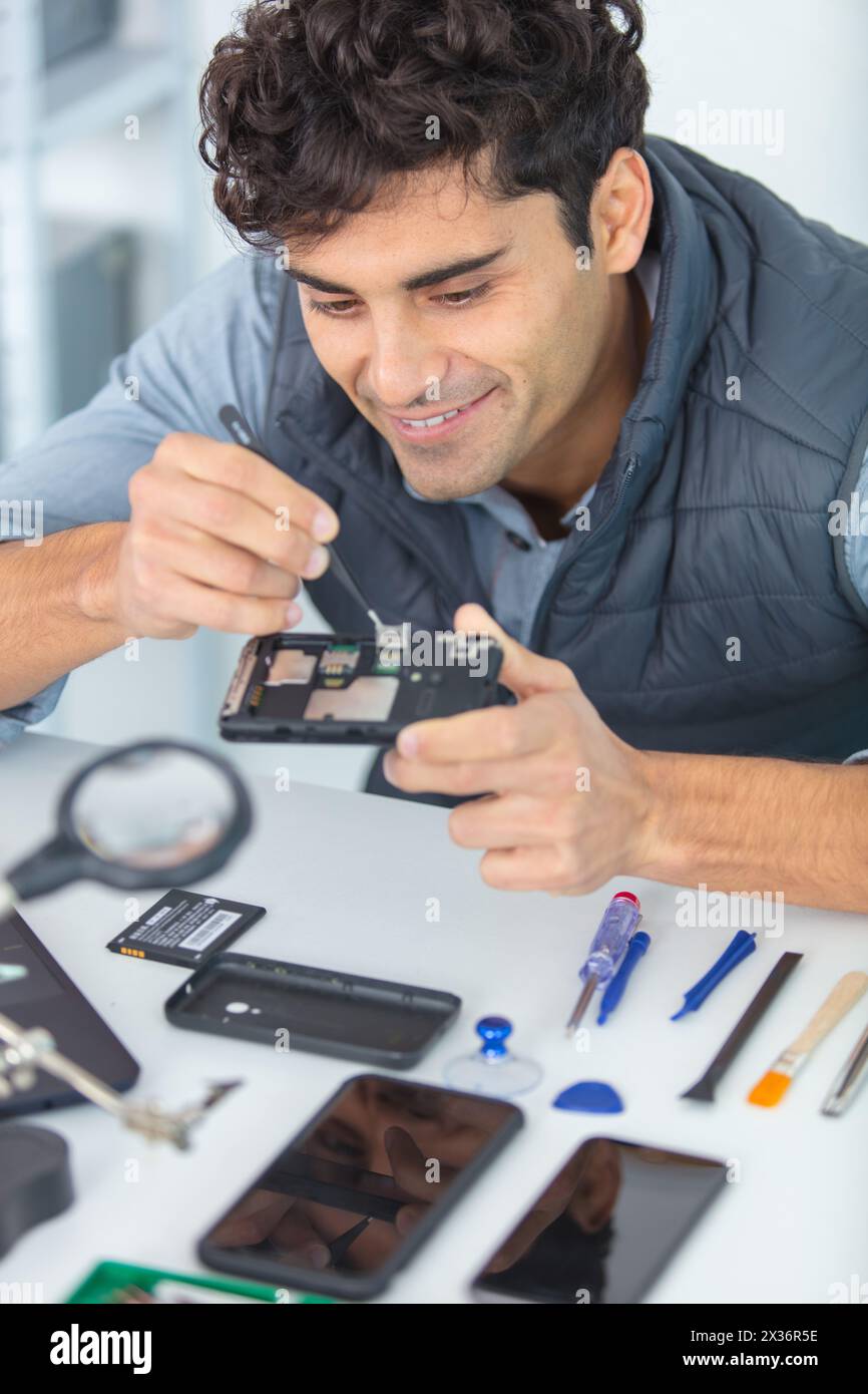 Workplace repairman phone special hi-res stock photography and images ...