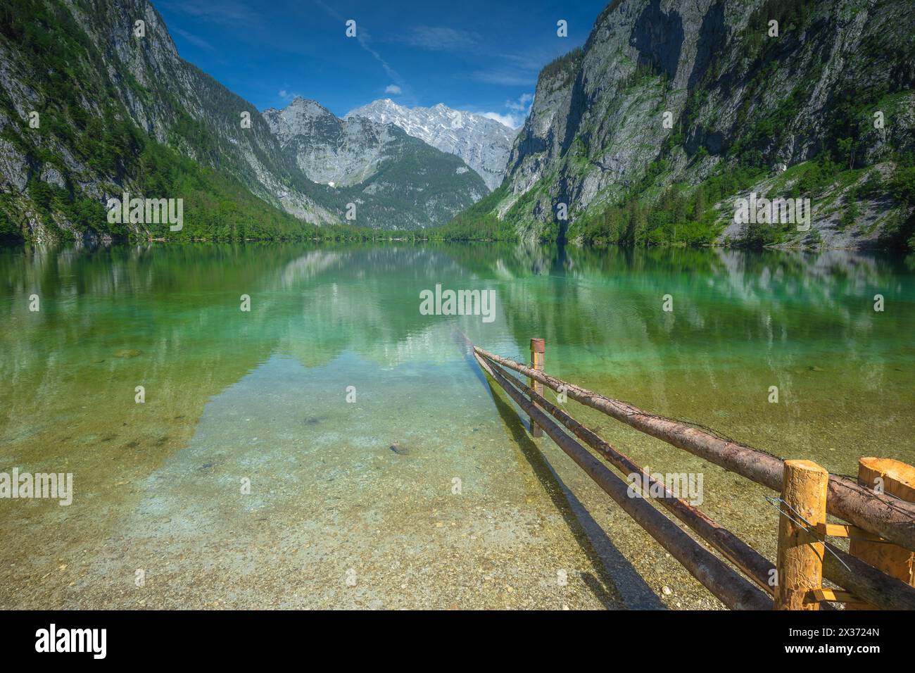 View of Bootshaus am Obersee lake in Berchtesgaden National Park, Upper ...