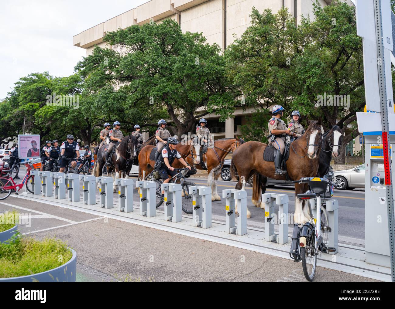 Austin, USA. 24th Apr, 2024. Texas state troopers are pictured after an ...