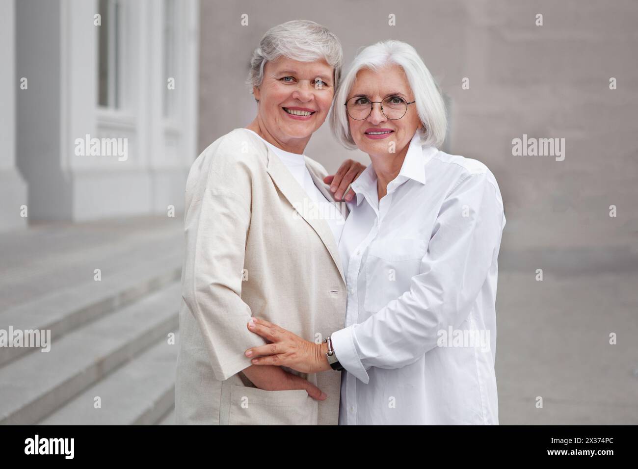 Mature models hi-res stock photography and images - Alamy