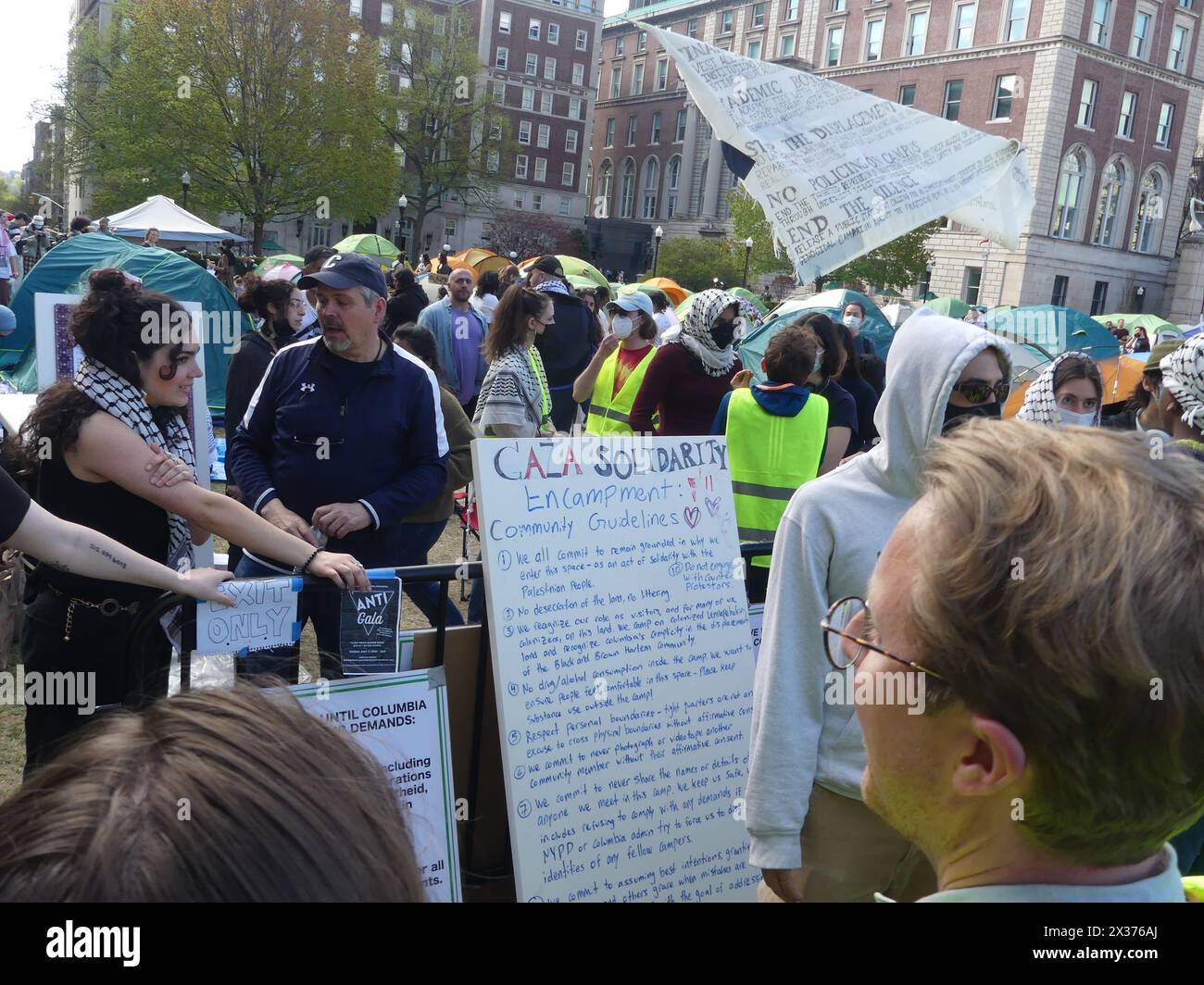 Low Plaza, Columbia University, 2970 Broadway, New York, NY 10027 ...