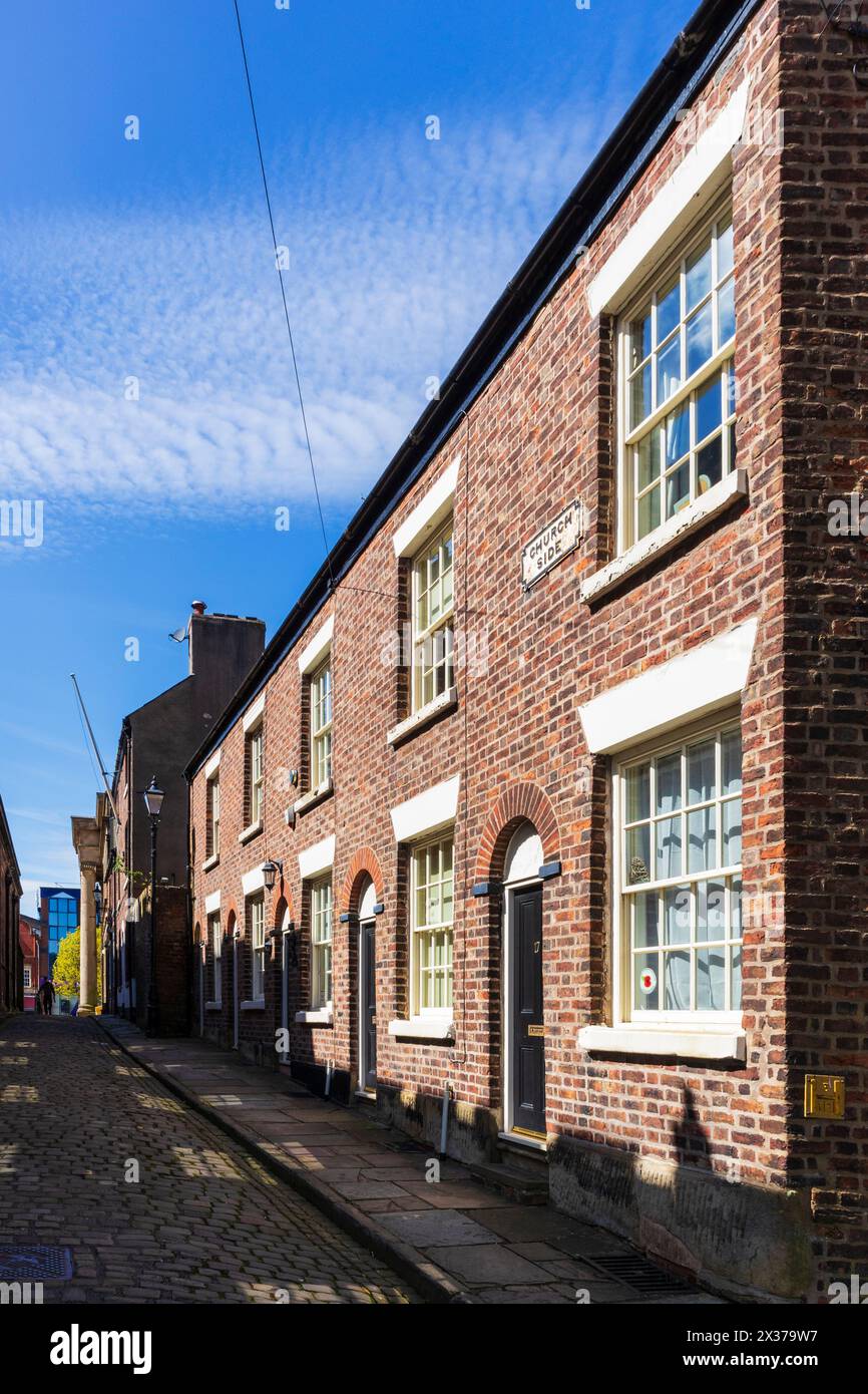 Victorian Terraced Houses in Church Side Macclesfield, Cheshire Stock ...