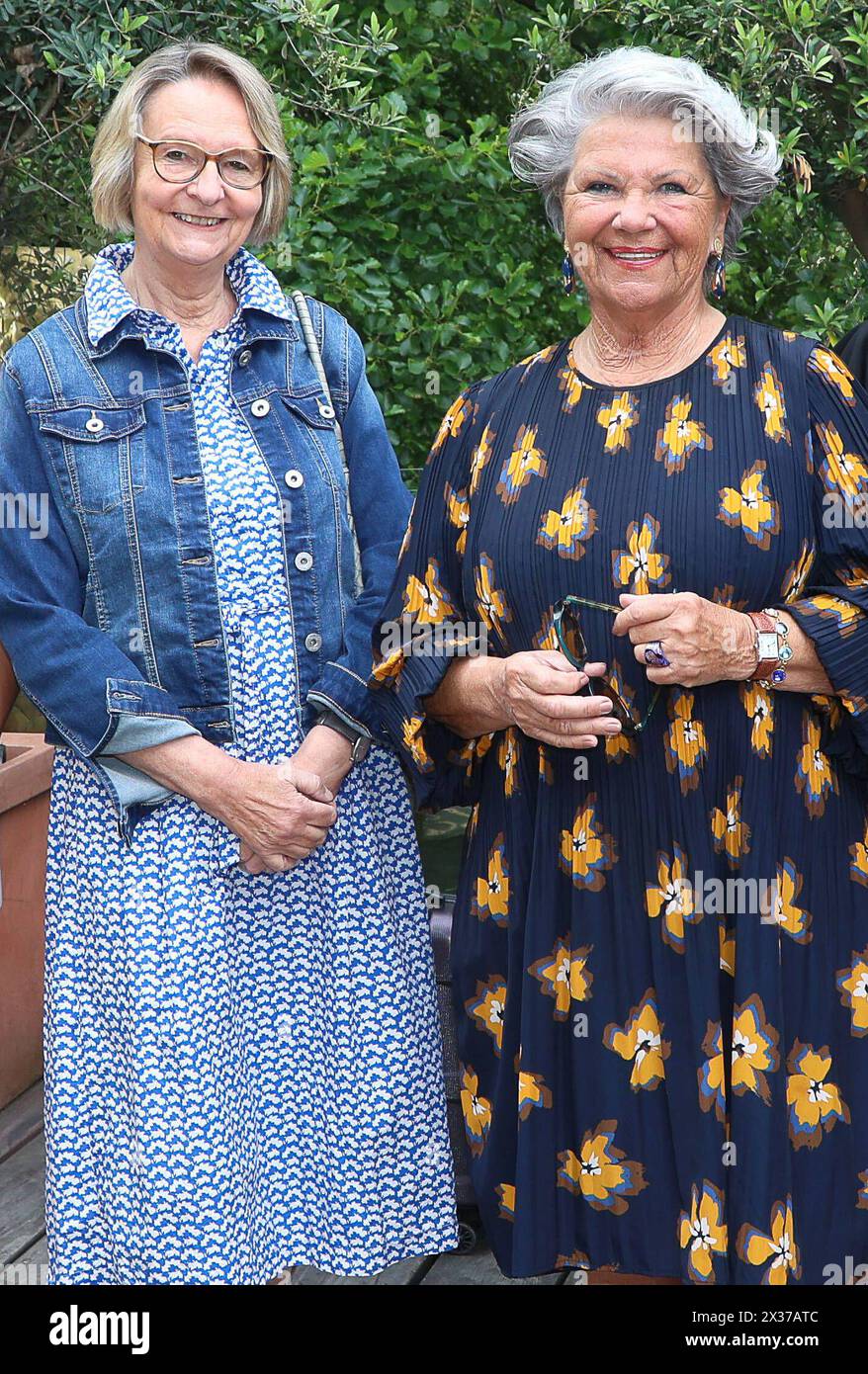 Hamburg zu Gast: Kirsten Boje und Hannelore Lay rechts Ladies-Launsch ...