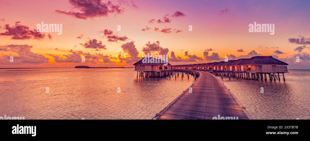 Amazing beach landscape. Beautiful Maldives sunset seascape view ...