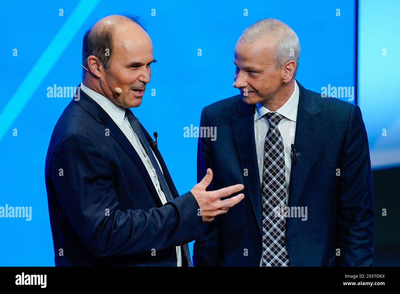Mannheim, Germany. 25th Apr, 2024. Markus Kamieth (r), future Chairman ...