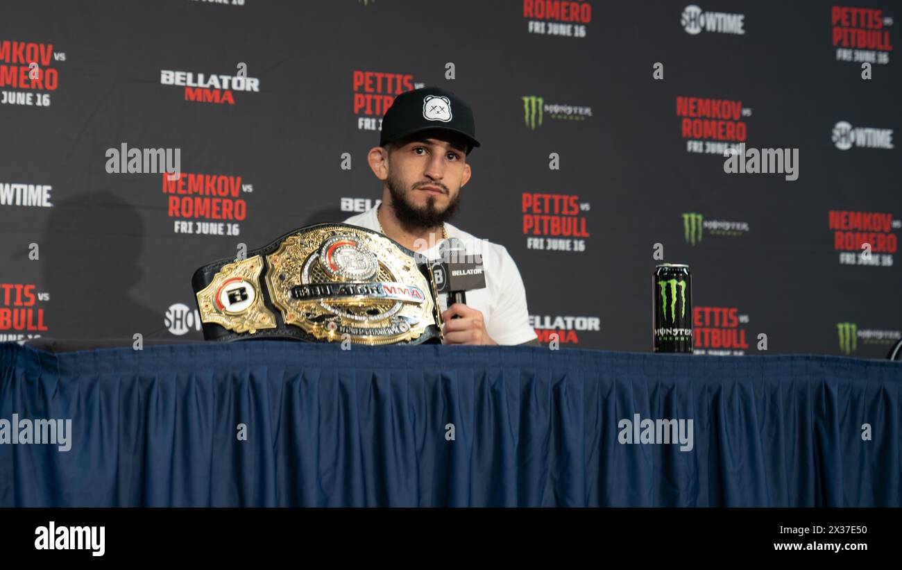 Bellator MMA Former Bantamweight Champion Sergio Pettis Stock Photo - Alamy