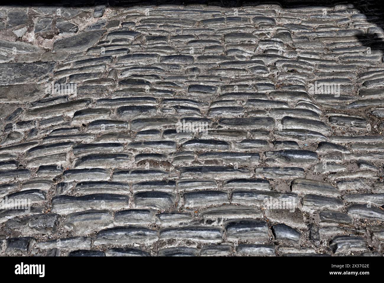 Detail of cobbled stones hi-res stock photography and images - Alamy