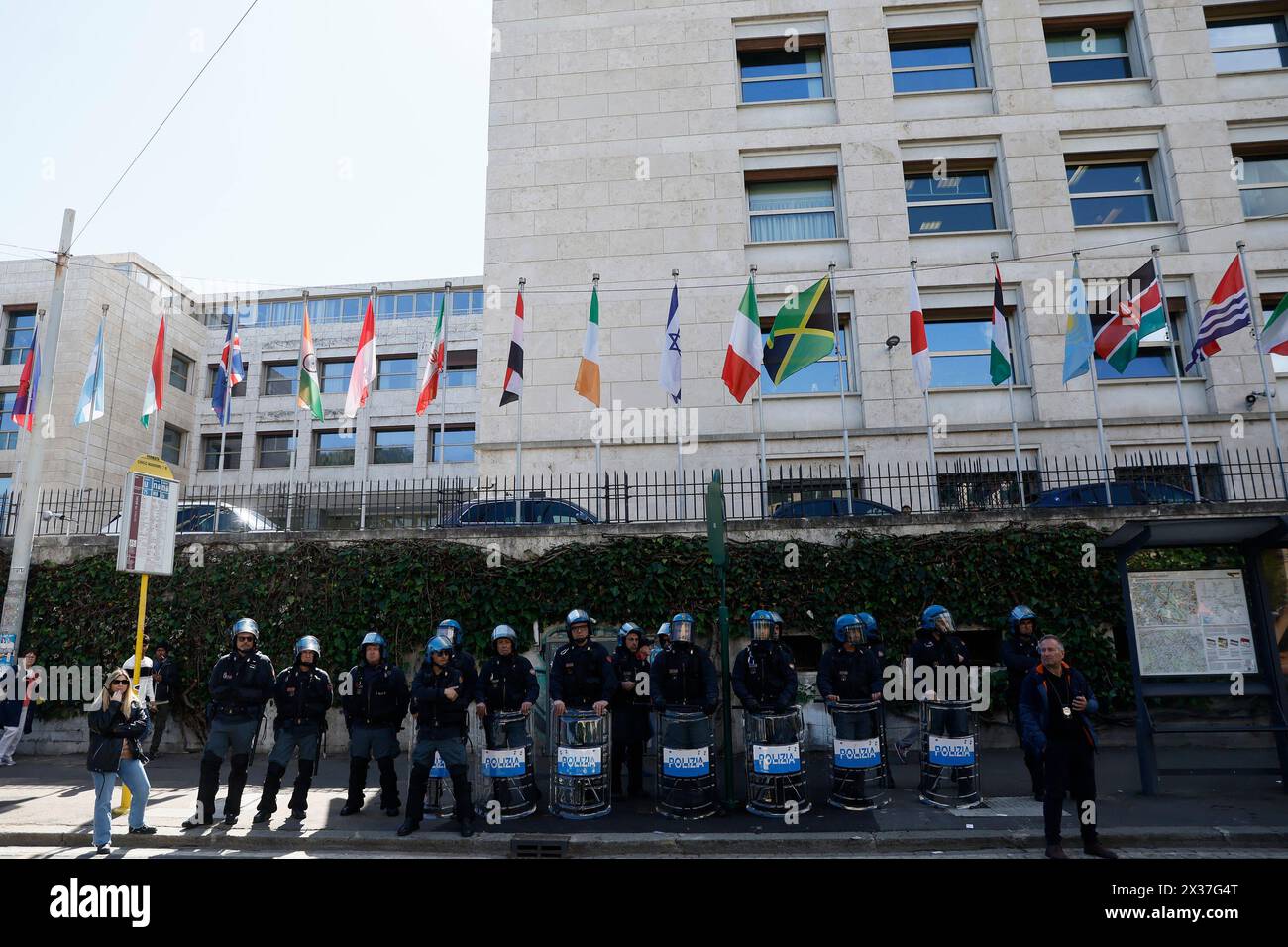Fao rome building hi-res stock photography and images - Alamy