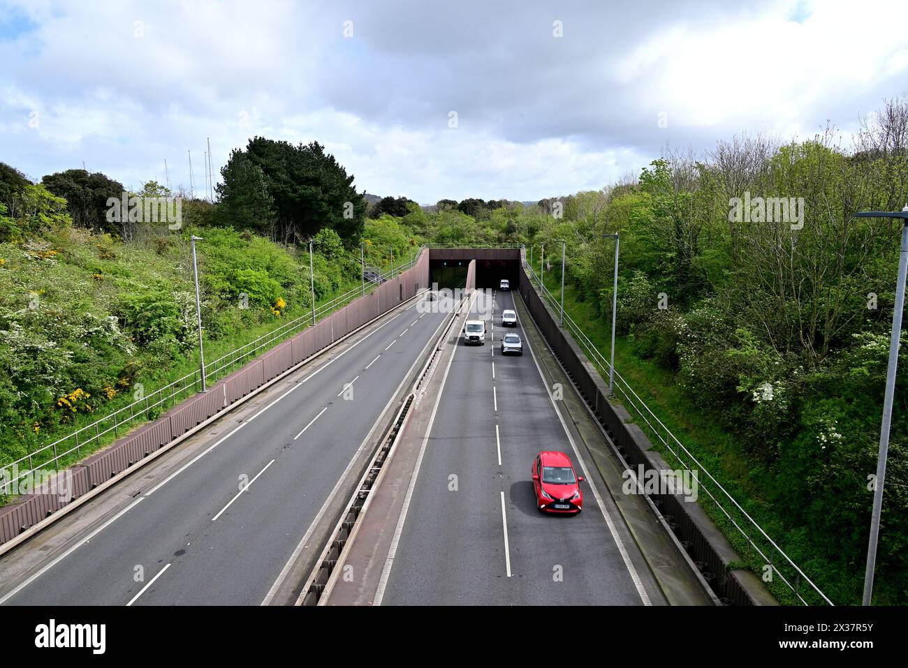 Around the UK - Conwy Tunnel Entrance, North Wales Expressway, A55 ...