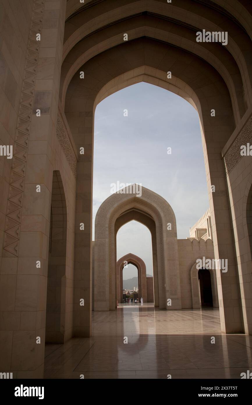 riwaq and arches sultan qaboos grand mosque muscat oman middle east ...