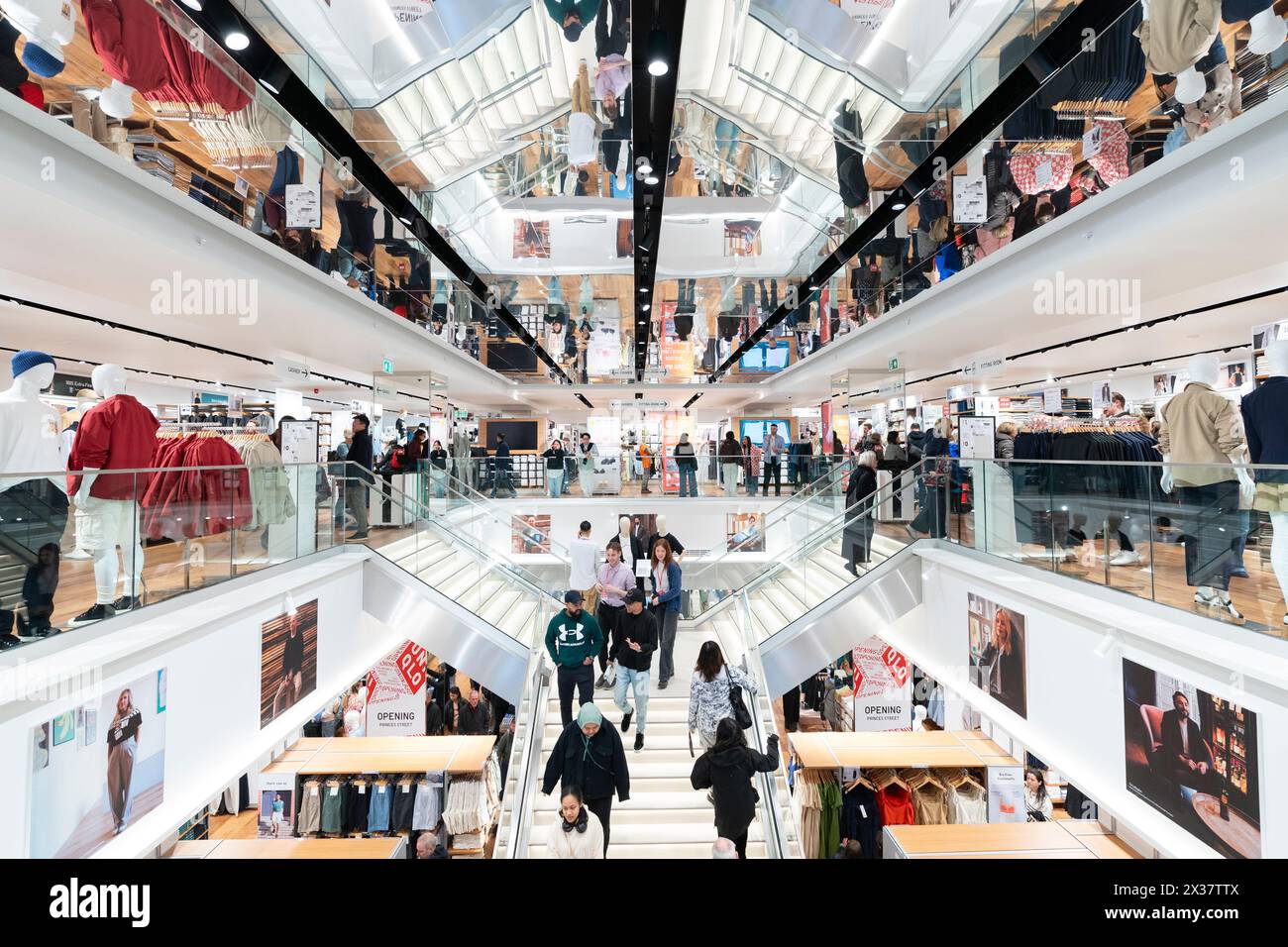 Opening 2024 hi-res stock photography and images - Alamy