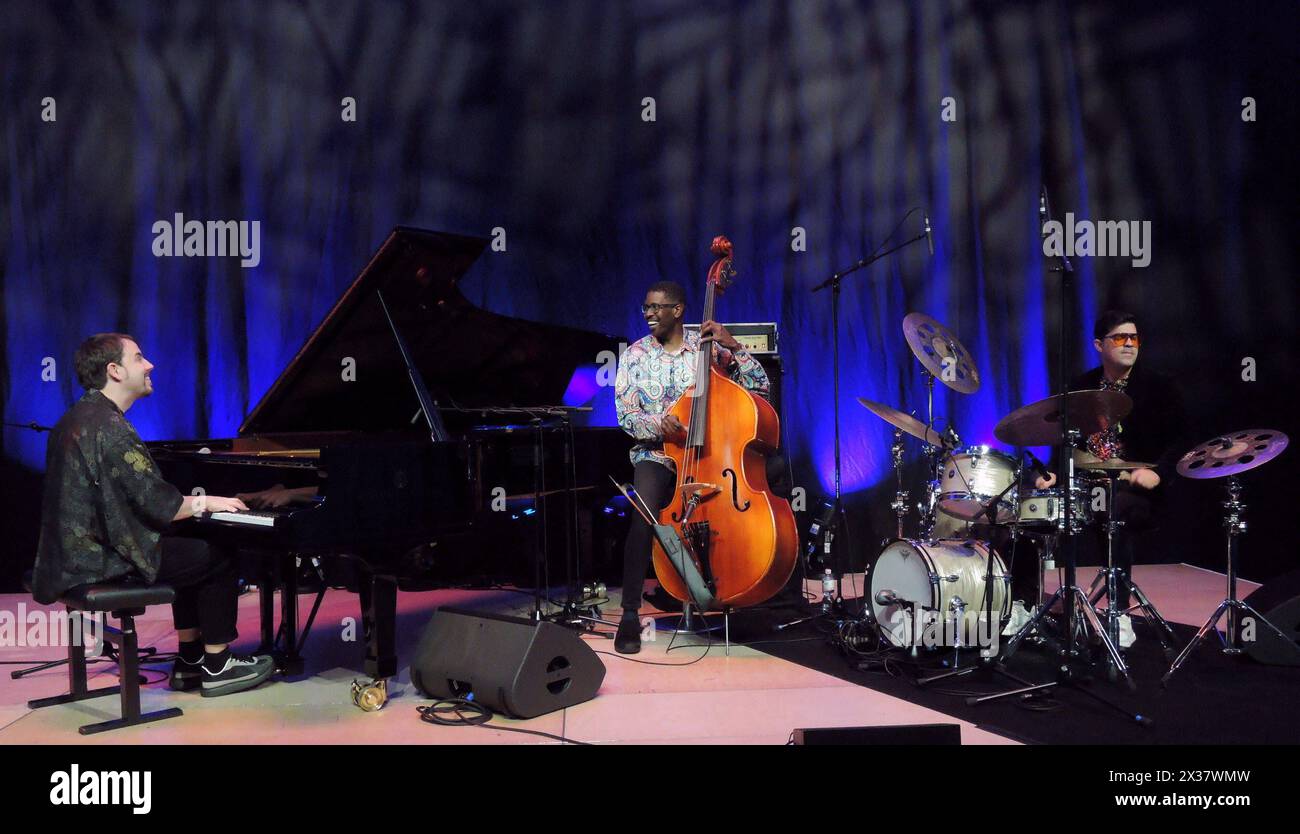 Michael olivera hi-res stock photography and images - Alamy