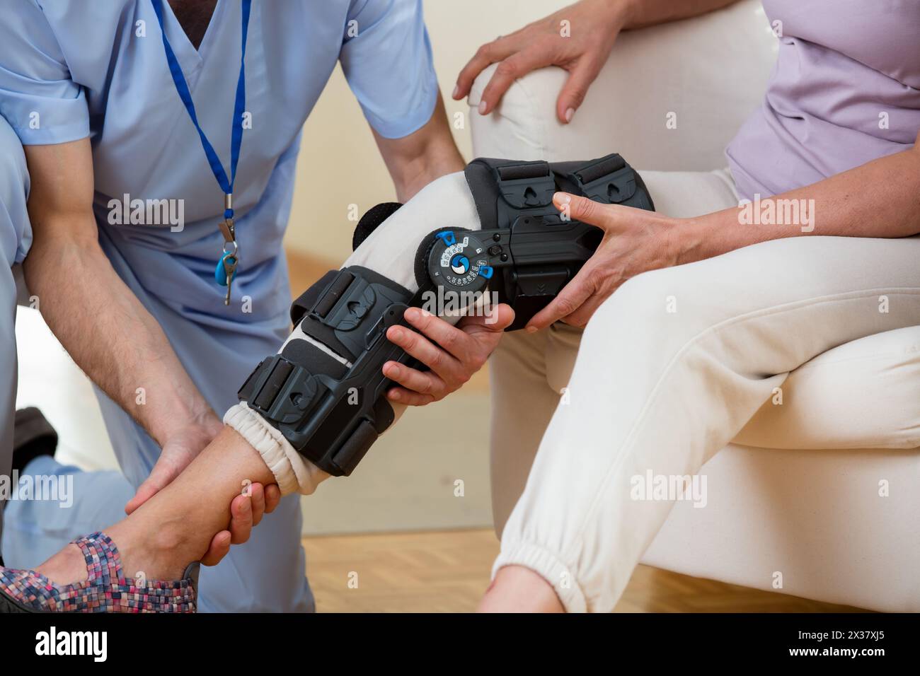 Splint nurse hi-res stock photography and images - Alamy
