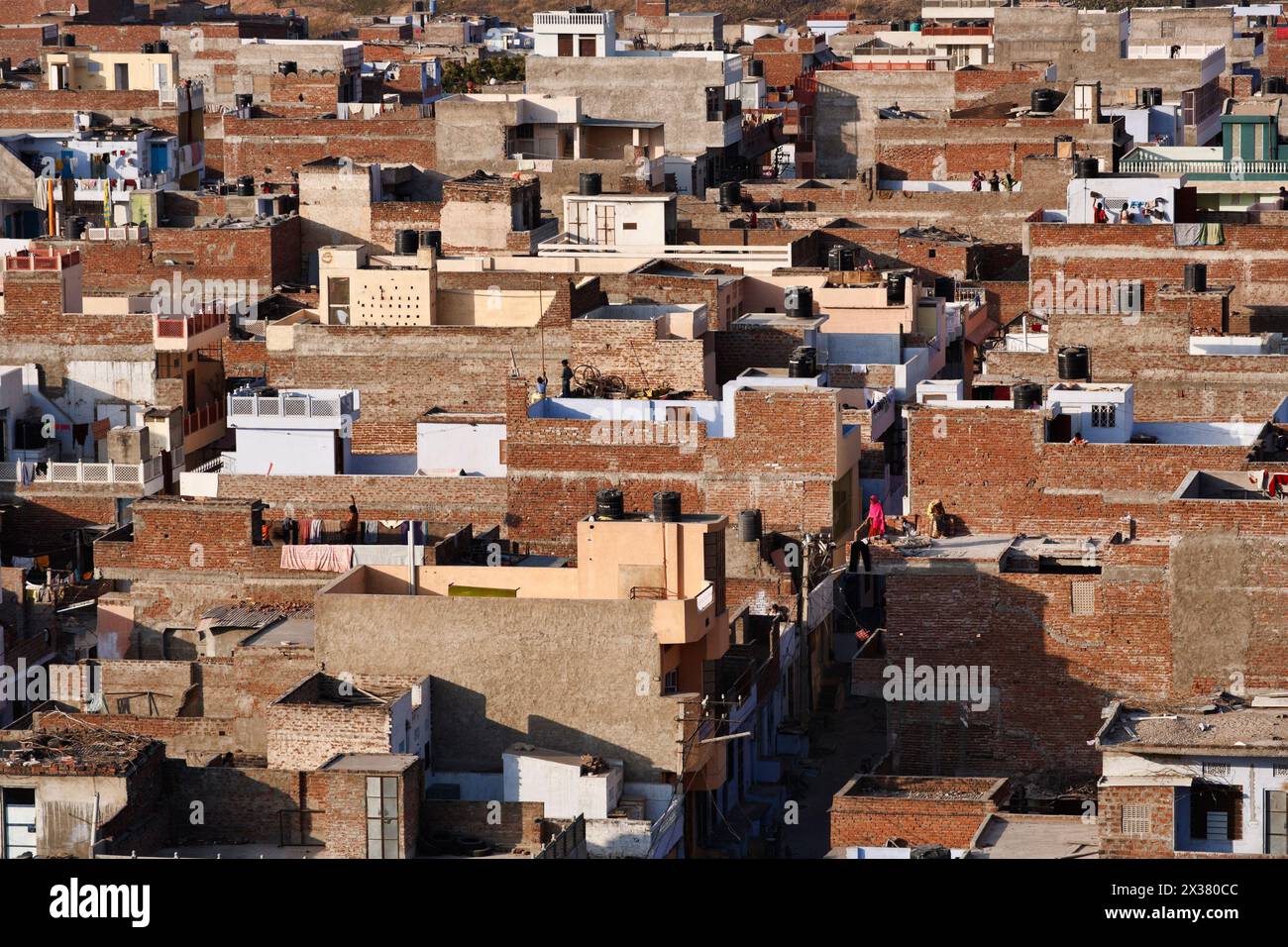 India, Rajasthan, Jaipur, panoramic view of the city from the Sun ...