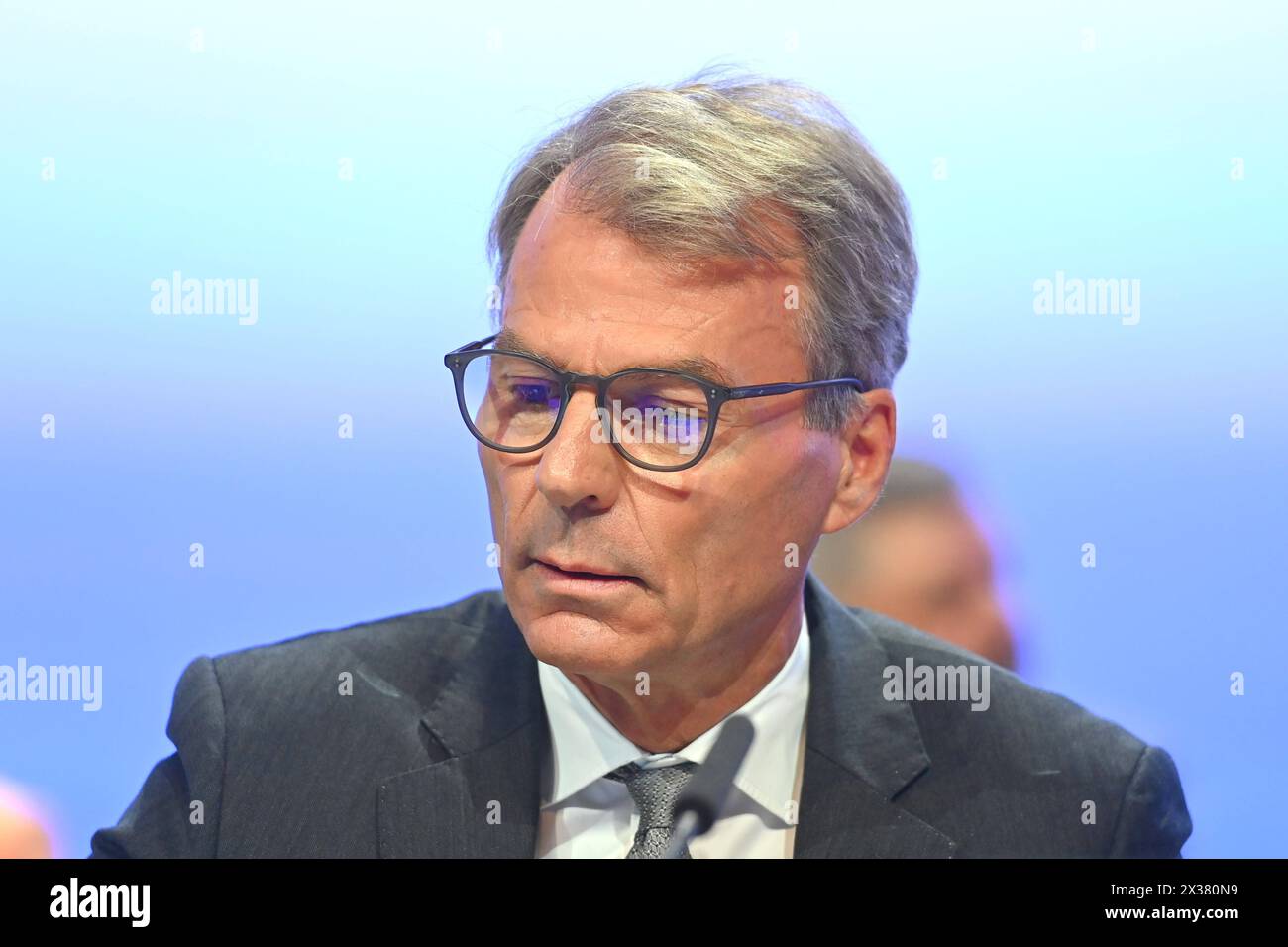 Dr. Thomas Blunck, Mitglied des Vorstands. Einzelbild,angeschnittenes ...