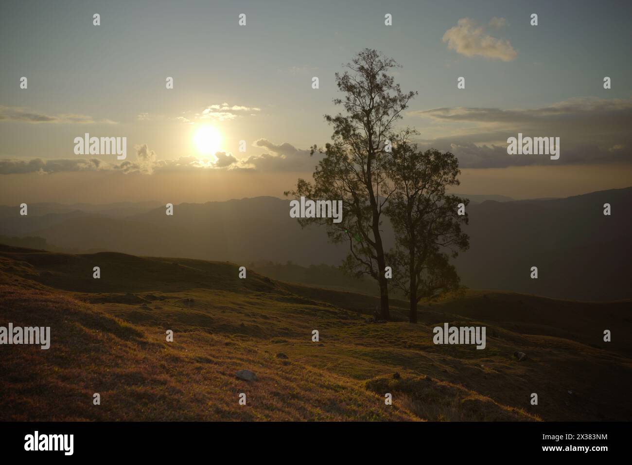 Beautiful sunset view hi-res stock photography and images - Alamy