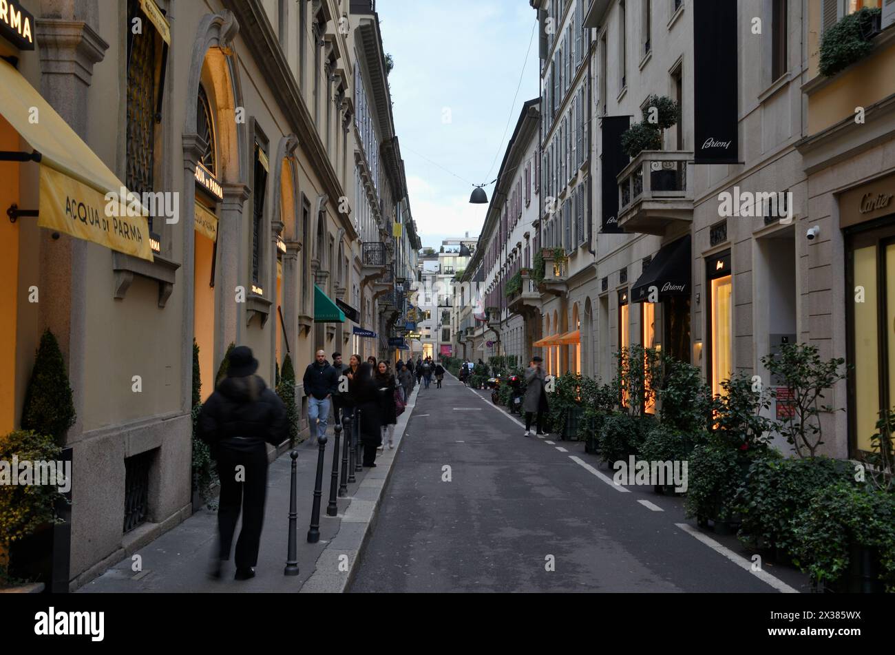 Milan italy life style hi-res stock photography and images - Alamy