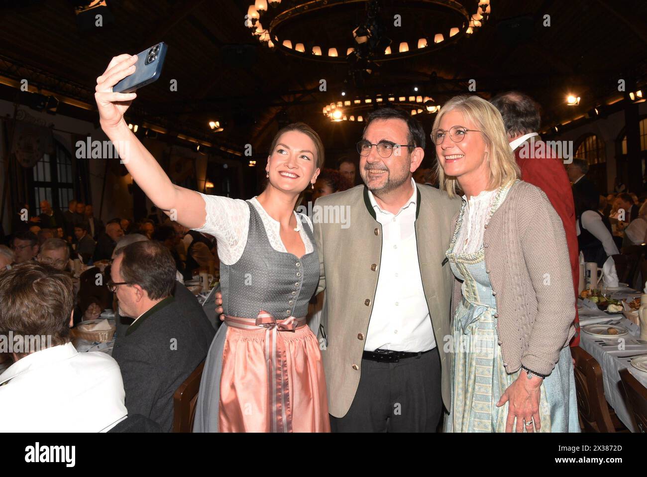 Judith Gerlach, MdL, Staatsministerin fuer Gesundheit, Pflege und ...