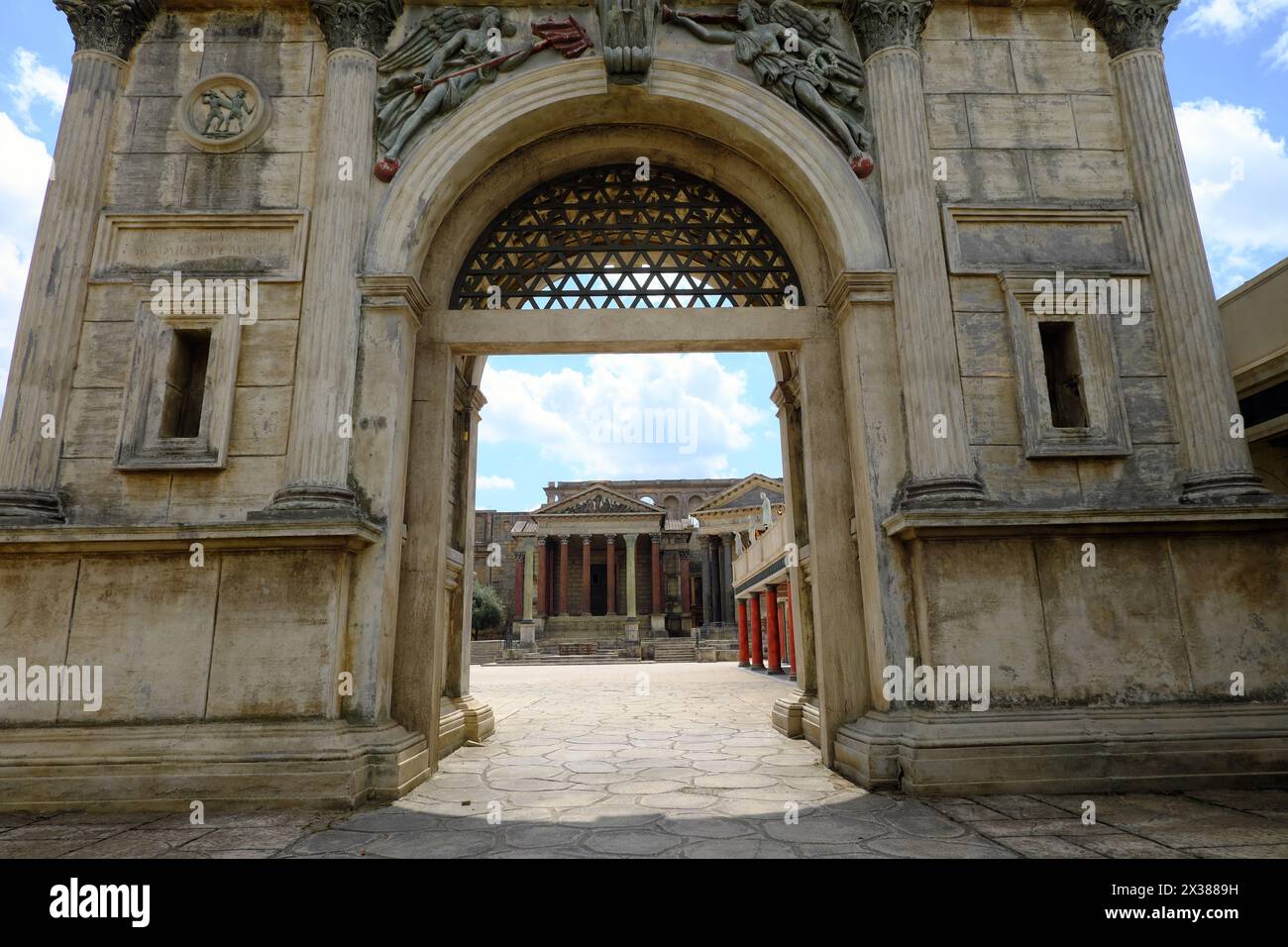 Ben hur set hi-res stock photography and images - Alamy