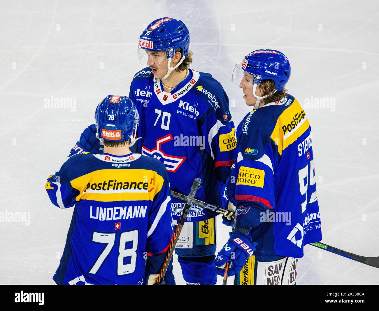 Die drei Klotener Spieler #78 Kevin Lindemann, #95 Nicholas Steiner und ...