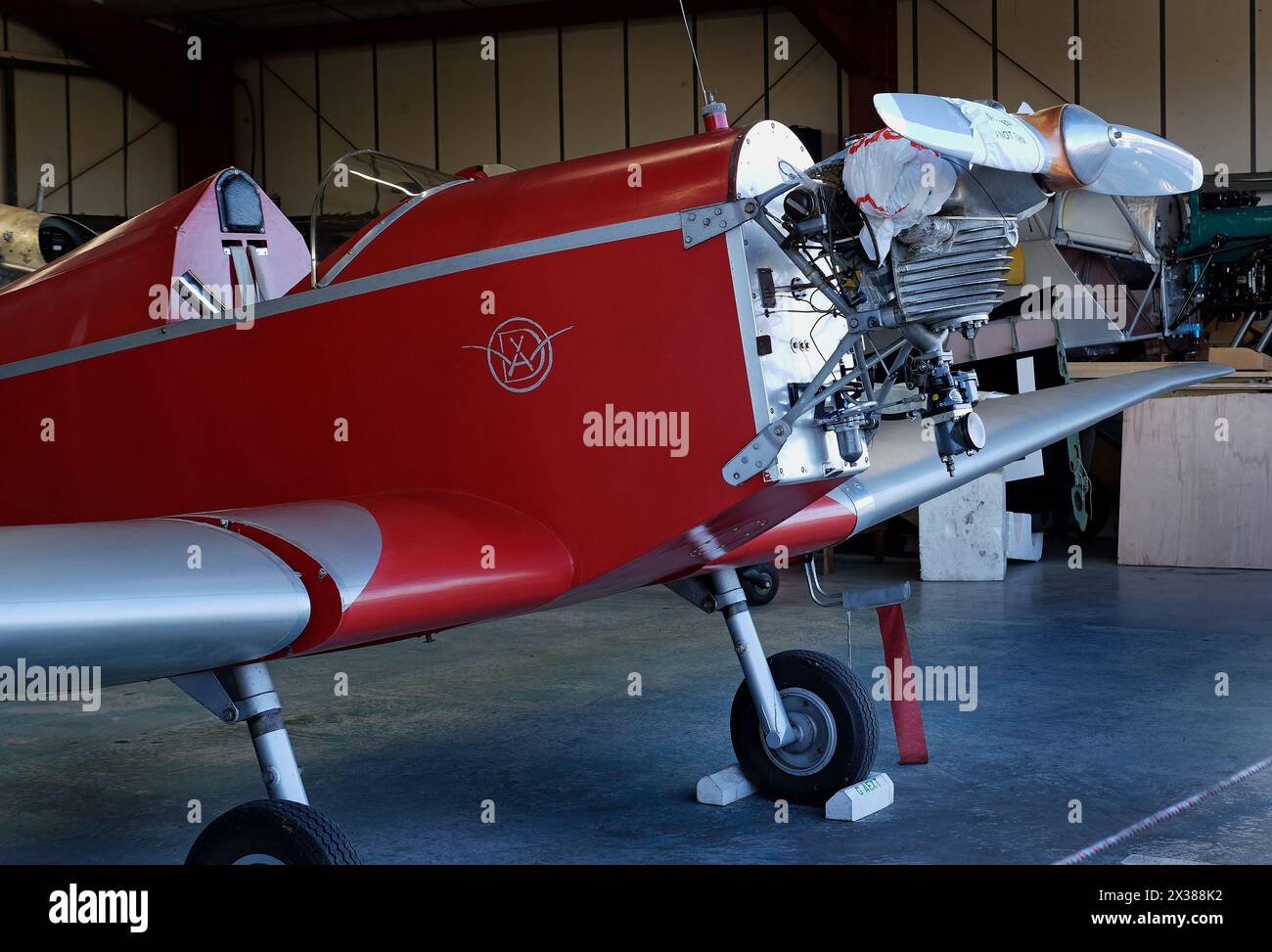 Aircraft work hi-res stock photography and images - Alamy