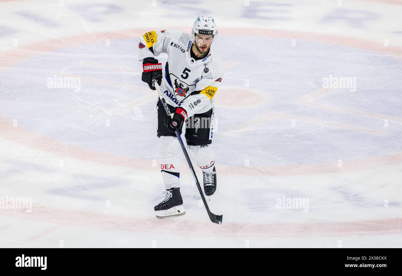 Simon seiler hi-res stock photography and images - Alamy