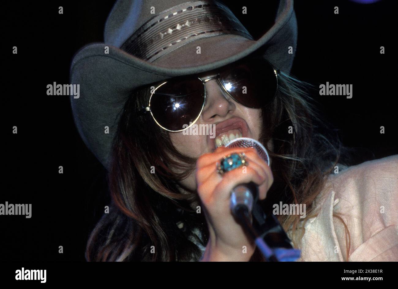 ROYAL TRUX, READING FESTIVAL, 1998: Jennifer Herrema of the American ...