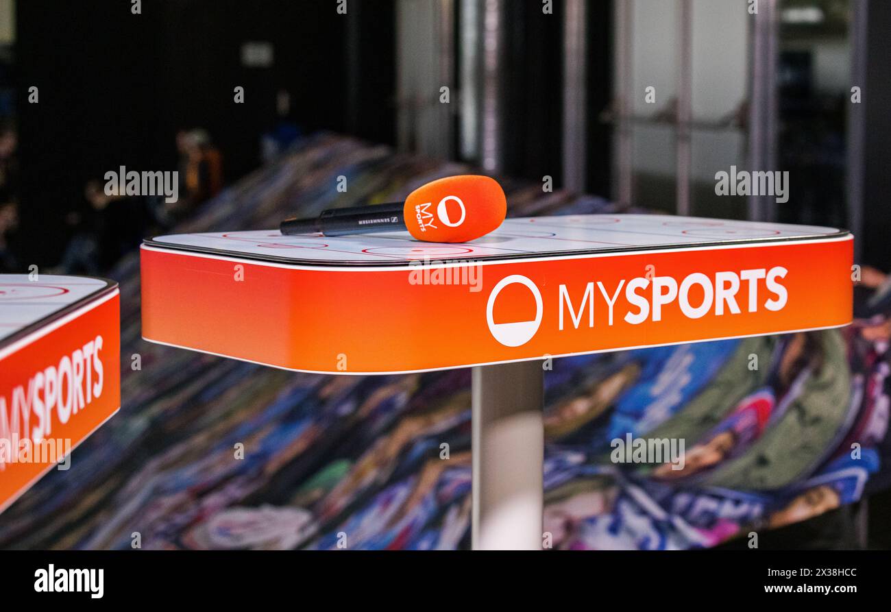 Eishockeymap hi-res stock photography and images - Alamy