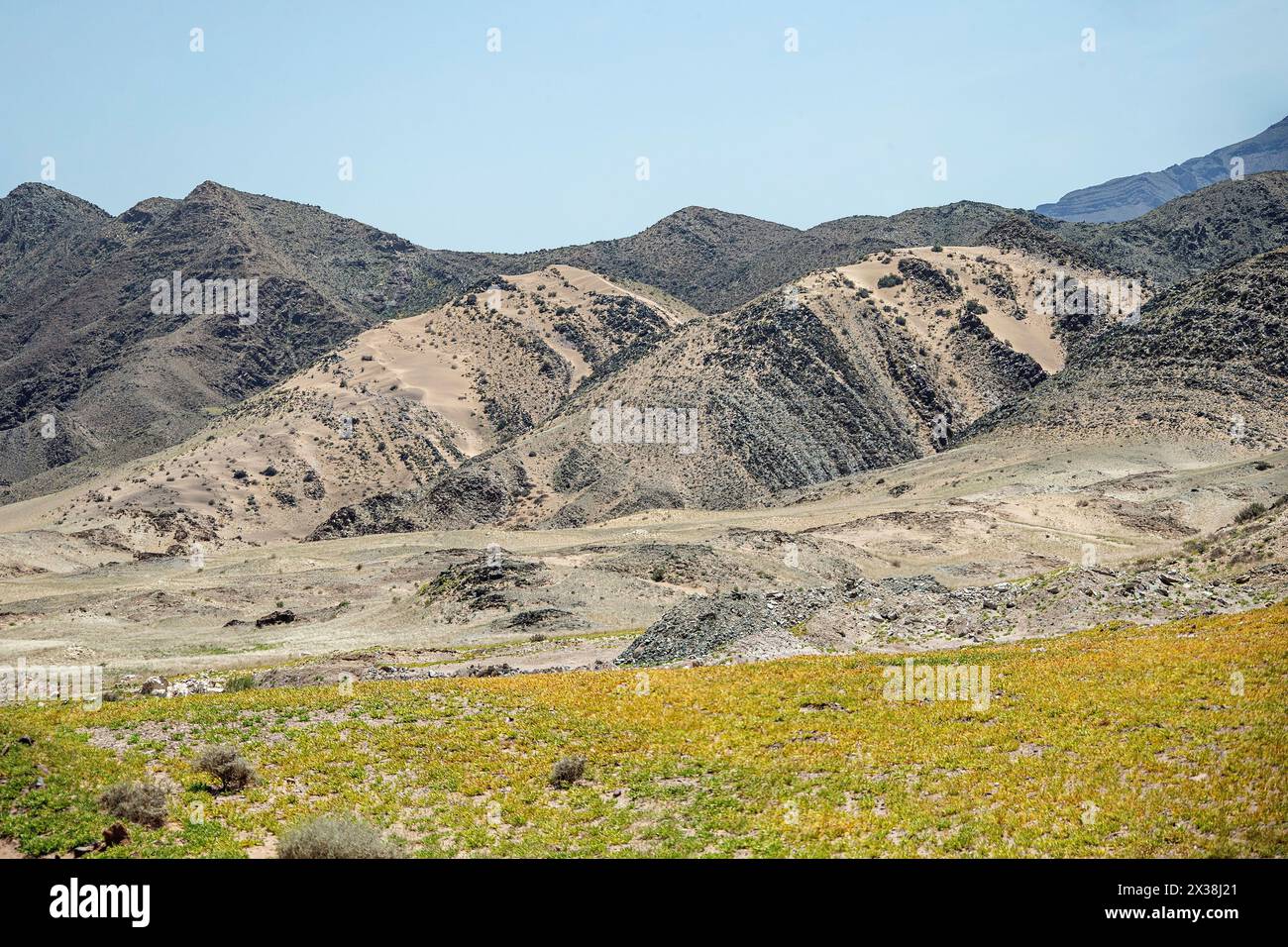 Sand collecting on the mountains by the Orange River Stock Photo - Alamy